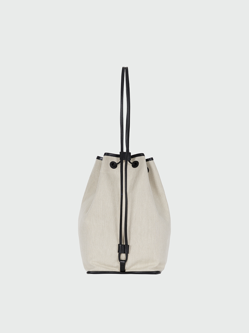 EENK(잉크) HOLLY Drawstring Backpack with Logo on Bottom - Beige/Black | S.I.VILLAGE (에스아이빌리지)